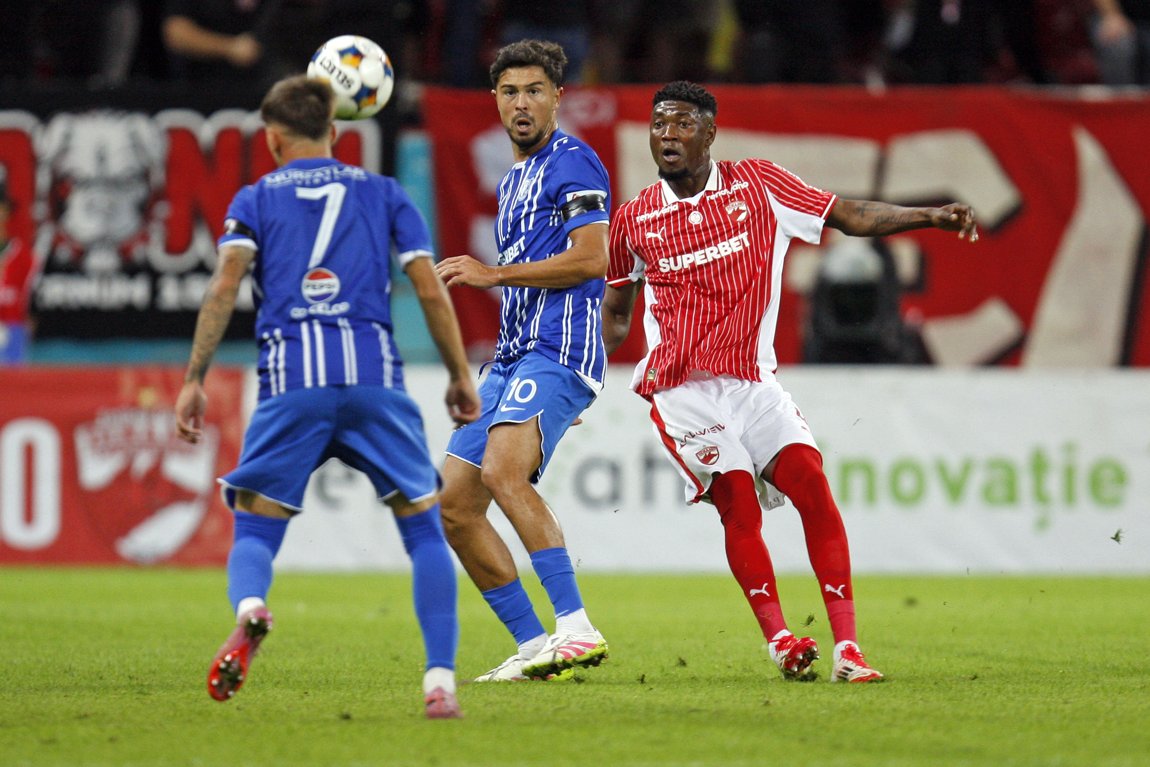 Farul - FC Argeș. Lideră la șuturi și driblinguri - Avancronică - LPF