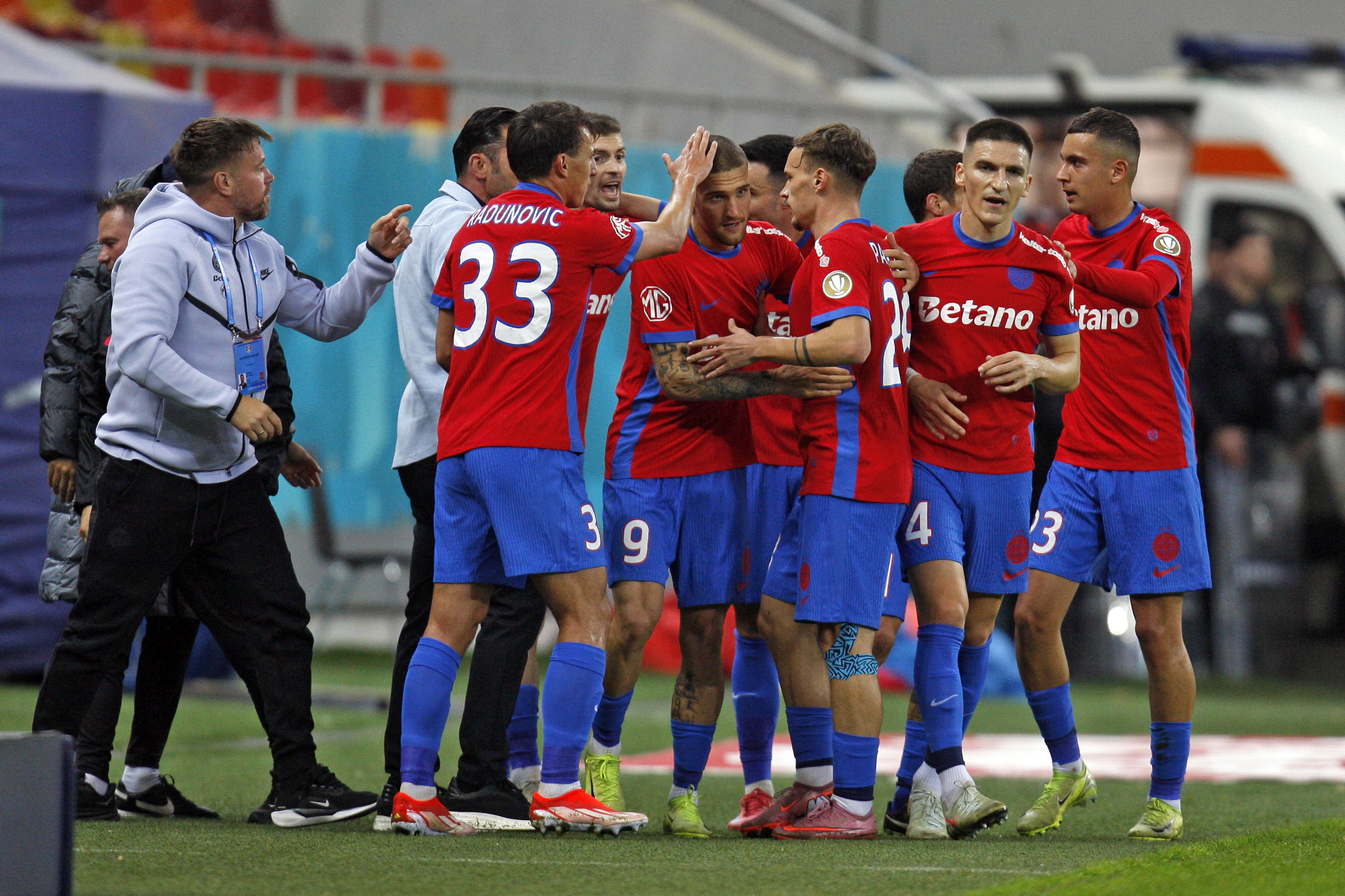 FCSB – Metaloglobus. Obiective diferite - Avancronică - LPF